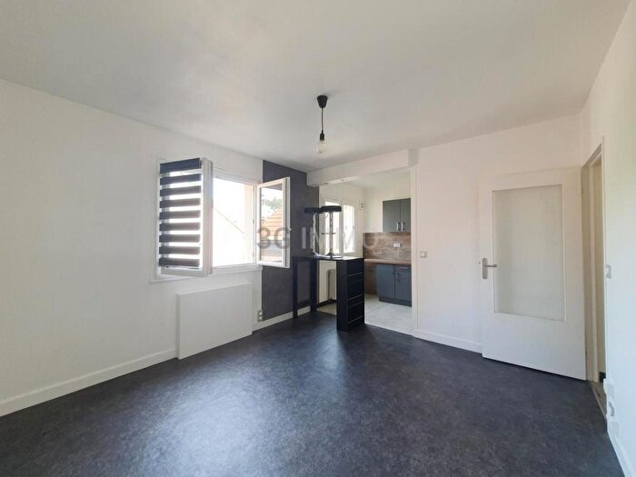 Moulins, Gâteaux, Clos de Bourgogne : Appartement 1 pièce à vendre
