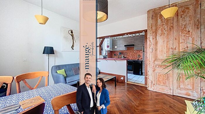 Appartement à vendre - Vénissieux, Centre-ville - 3 pièces - 2 chambres