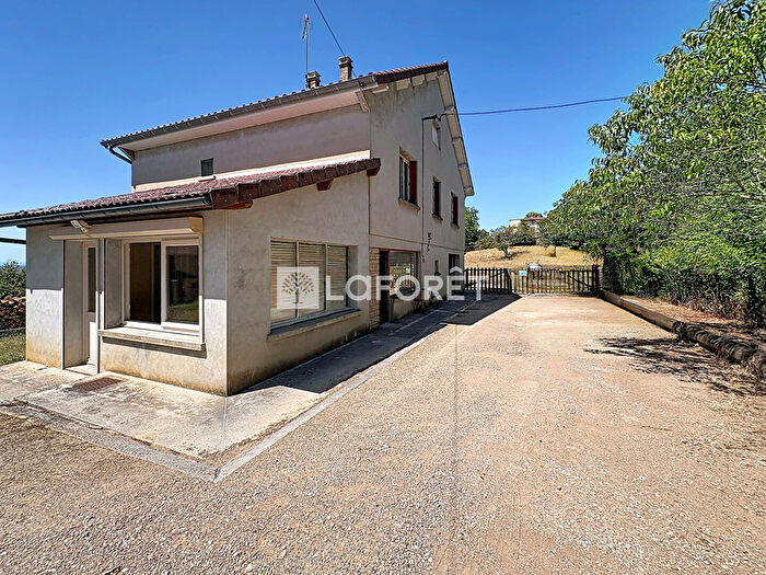 Maison 6 pièces à Champagnat, à vendre