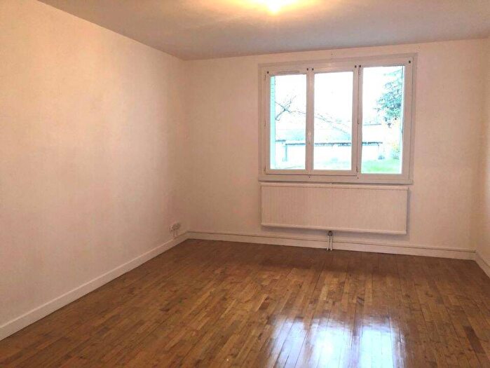 Appartement à louer - Romans sur Isere - 3 pièces - 2 chambres