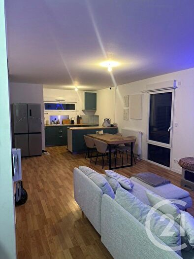 Appartement à louer - Tours, Sainte-Radegonde, IUT - 4 pièces - 3 chambres