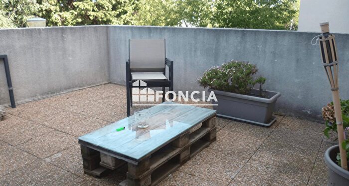 Appartement à vendre - Saint-Martin-de-Crau - 3 pièces - 2 chambres