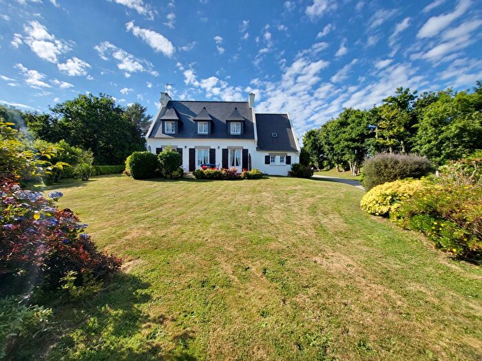 Maison 8 pièces à vendre - Lanvéoc