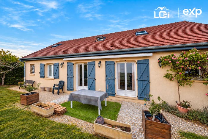 Givry : Maison 8 pièces à vendre