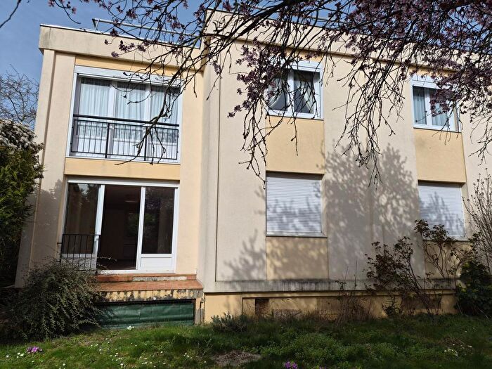 Appartement à louer - Poissy, Saint-Barthélémy - 3 pièces - 2 chambres