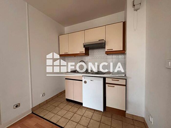 Appartement à louer - Centre Ville, Blois - 1 pièce