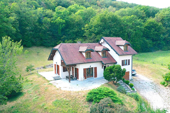 Maison 6 pièces à vendre à Corbonod
