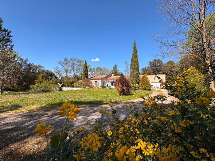 Maison 5 pièces à Jouques, à vendre