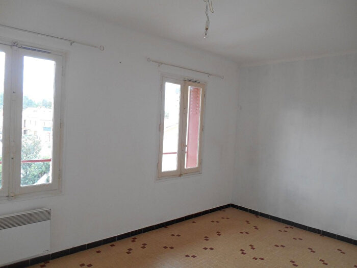Appartement 2 pièces à Saint-Féliu-d'Avall, à louer