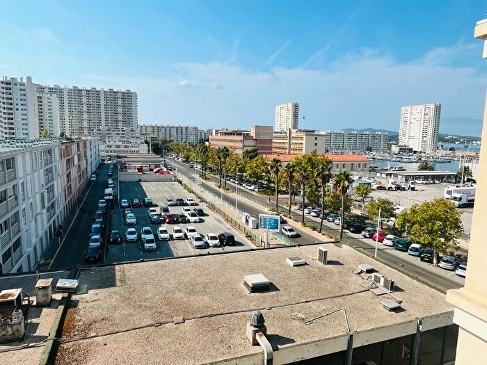 Appartement à louer - Toulon, Le Port - 1 pièce