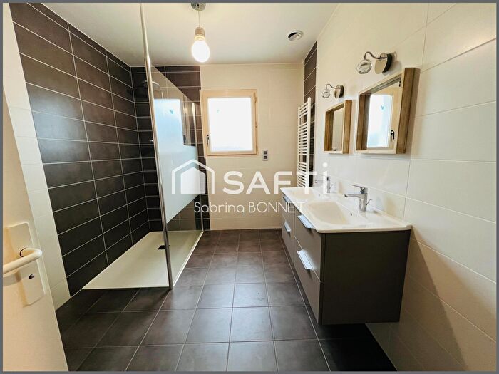 Maison à vendre - Saligny - 5 pièces - 3 chambres