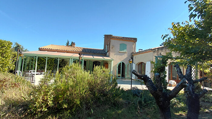 Maison à vendre - Saint-Montan - 6 pièces - 4 chambres