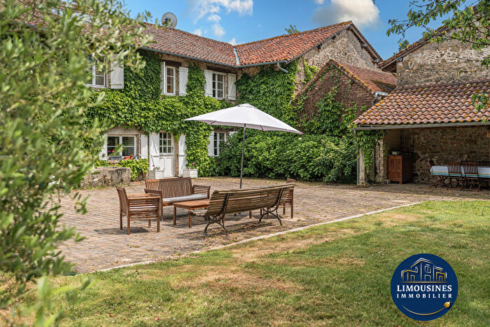 Maison à vendre - Boisseuil - 10 pièces - 7 chambres