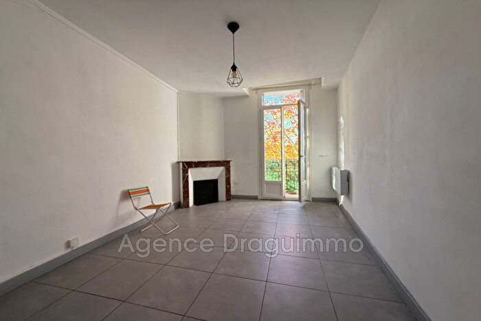 Appartement à louer - Draguignan, Saint-Exupéry, Fortore, Chabran - 2 pièces - 1 chambre