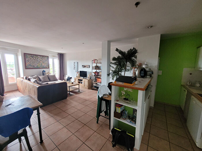 Narbonne, Cité : Appartement 3 pièces à louer