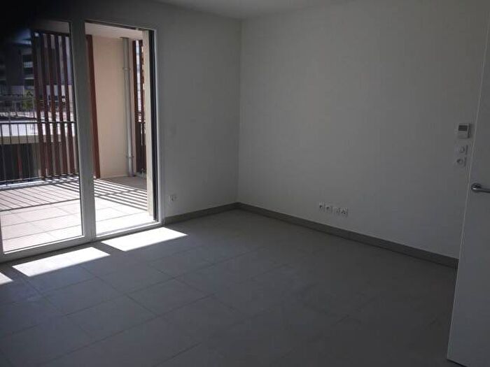 Appartement 2 pièces à Centre Ville Est, Bourgoin-Jallieu, à louer