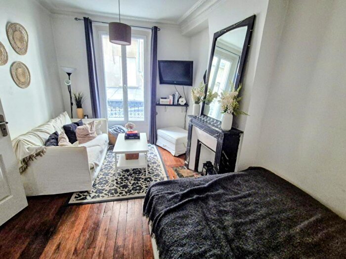 Appartement à vendre - Paris e , Montmartre, Sacré Coeur, Abbesses - 1 pièce