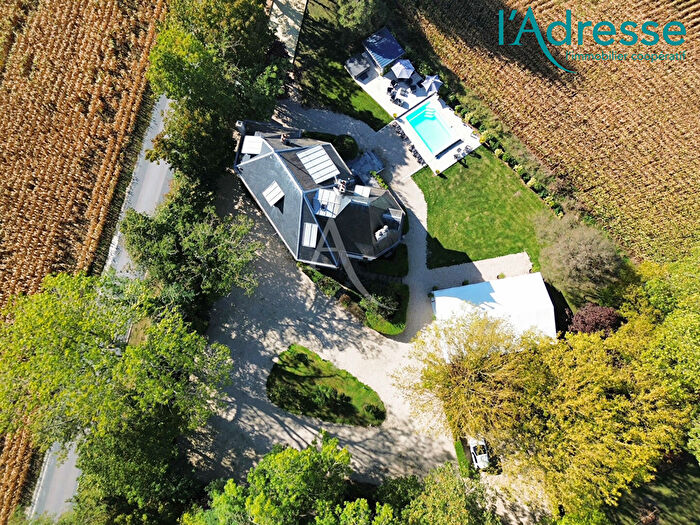 Maison à vendre - Montceaux-lès-Meaux - 17 pièces - 10 chambres