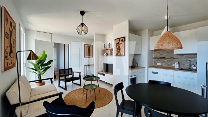 Appartement à vendre - Ivry-sur-Seine, Ivry Port - 3 pièces - 2 chambres