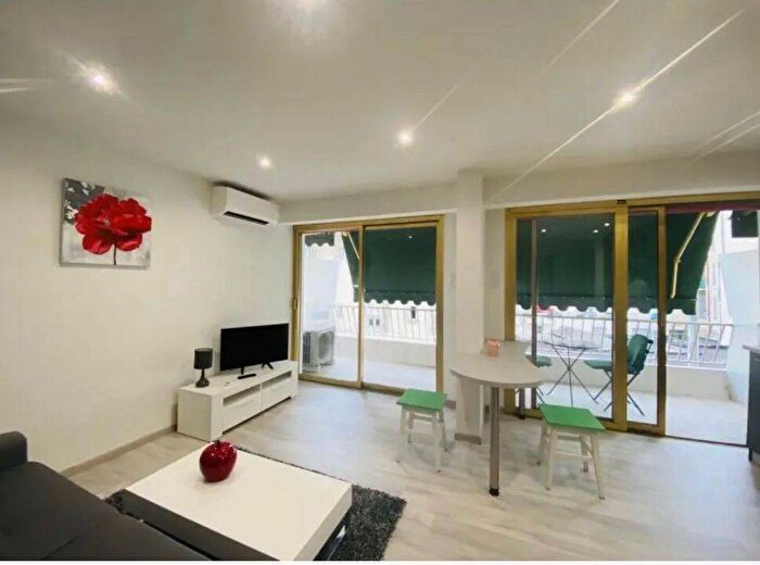 Saint-Pierre-De-Féric, Nice : Appartement 1 pièce à louer