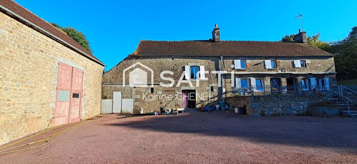 Maison à vendre - Joué-du-Bois - 6 pièces - 5 chambres