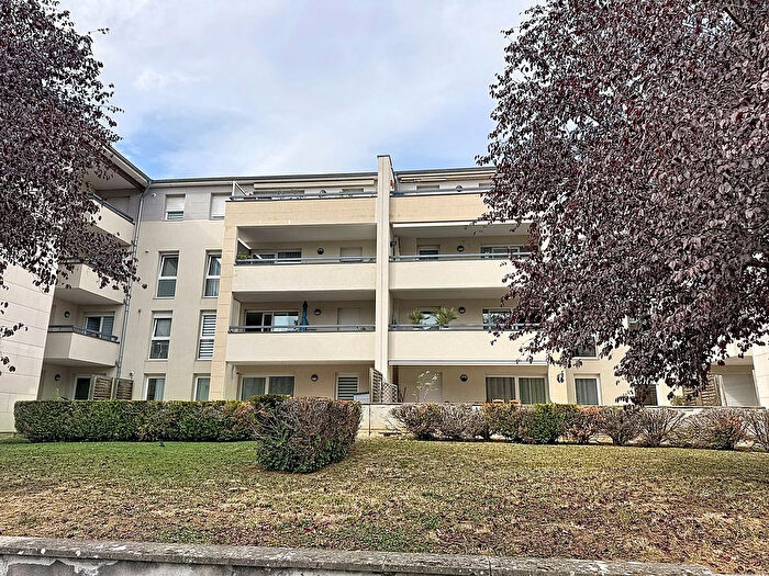 Appartement 5 pièces à louer - Thionville, Briquerie