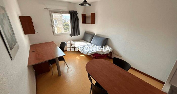 Centre Ville, Valence : Appartement 1 pièce à louer