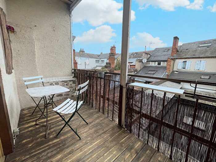 Orléans, Bannier, République : Appartement 3 pièces à louer
