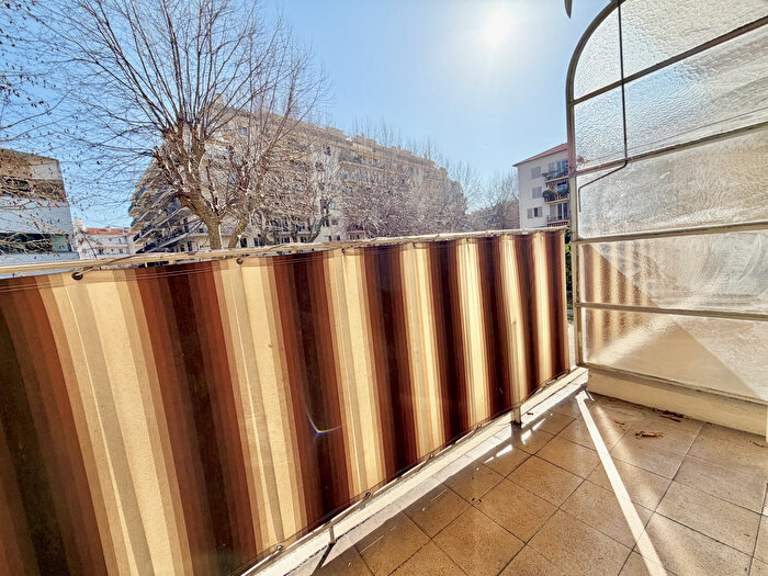 Appartement à vendre - Antibes, Coeur de ville - 3 pièces - 2 chambres