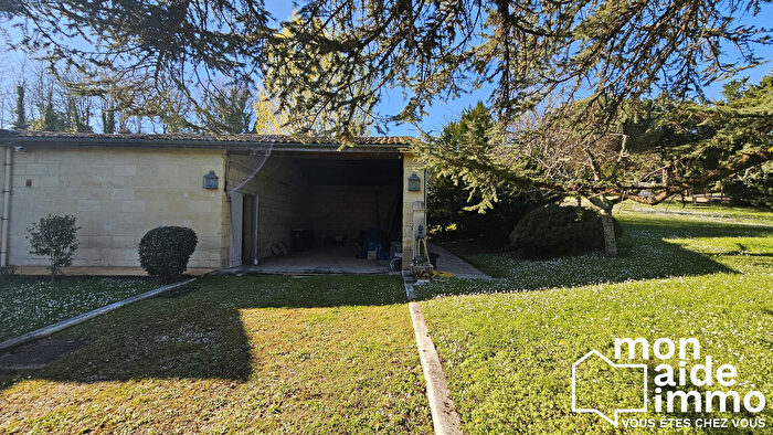 Maison à vendre - Arveyres - 1 pièce