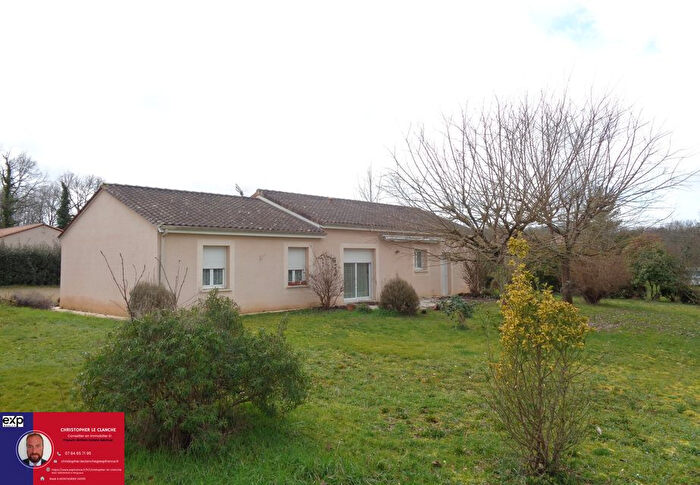 Maison à vendre - Tocane-Saint-Apre - 4 pièces - 3 chambres