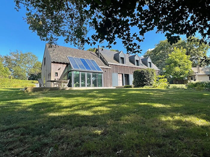 Maison à vendre - Laval, Saint-Nicolas - 7 pièces - 4 chambres