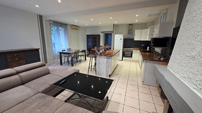 Maison à vendre - Saint-Gervais - 5 pièces - 4 chambres