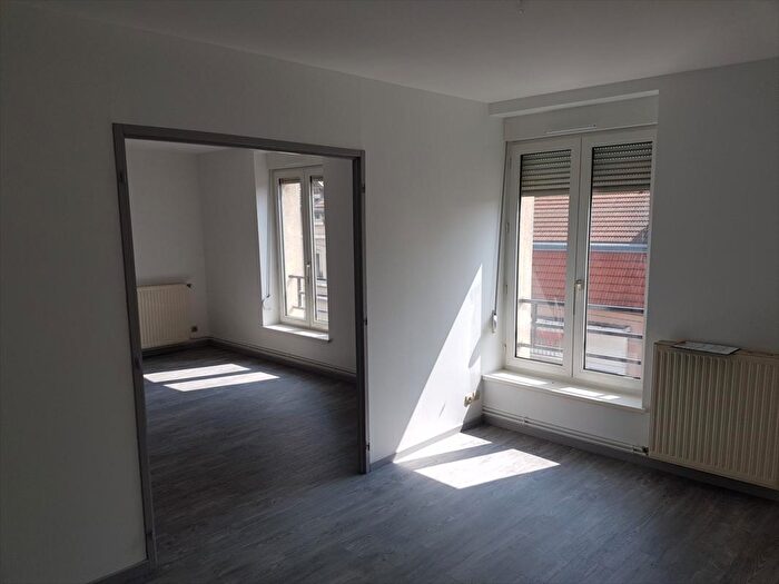 Appartement 4 pièces à Neuves-Maisons, à louer
