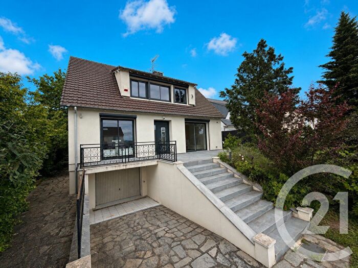 Ecquevilly : Maison 7 pièces à vendre