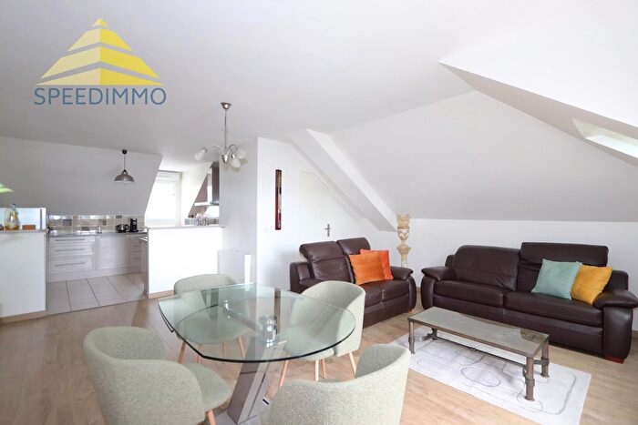 Mandres-les-Roses : Appartement 3 pièces à vendre
