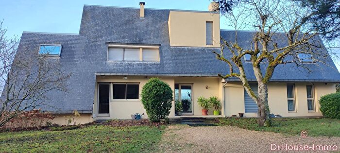 Maison à vendre - Souppes-sur-Loing - 8 pièces - 5 chambres