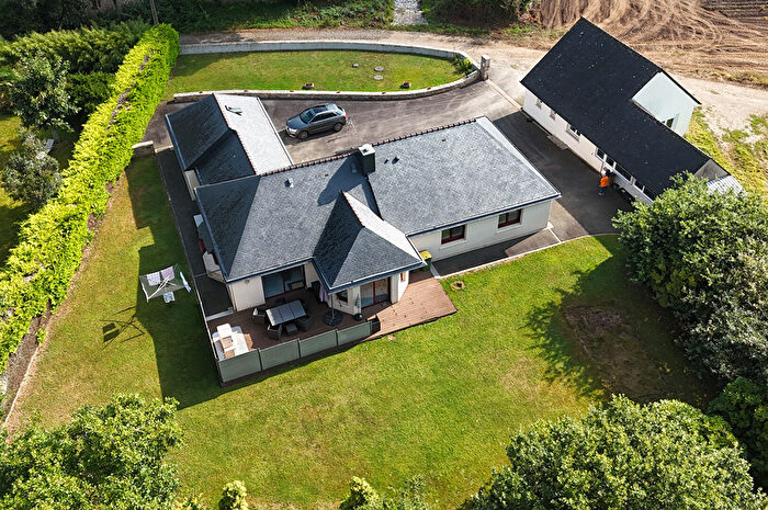 Maison à vendre - Saint-Thonan - 6 pièces - 3 chambres