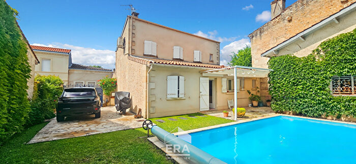 Maison à vendre - Blanquefort, Le Bourg - 5 pièces - 3 chambres