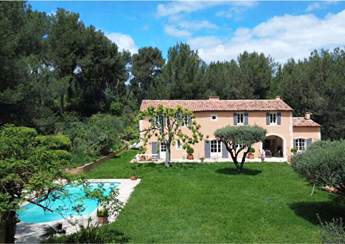 Maison 11 pièces à vendre - Aubagne, Arnaud Solans, Garlaban Royante, Saint-Mitre