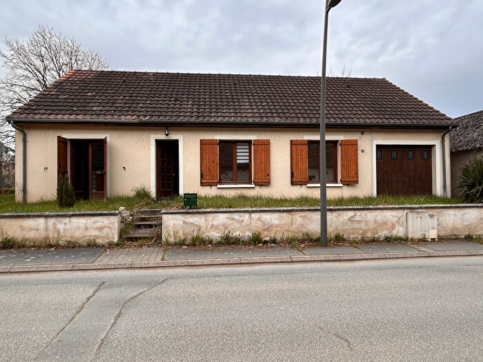 Maison à vendre - Éguzon-Chantôme - 4 pièces - 3 chambres