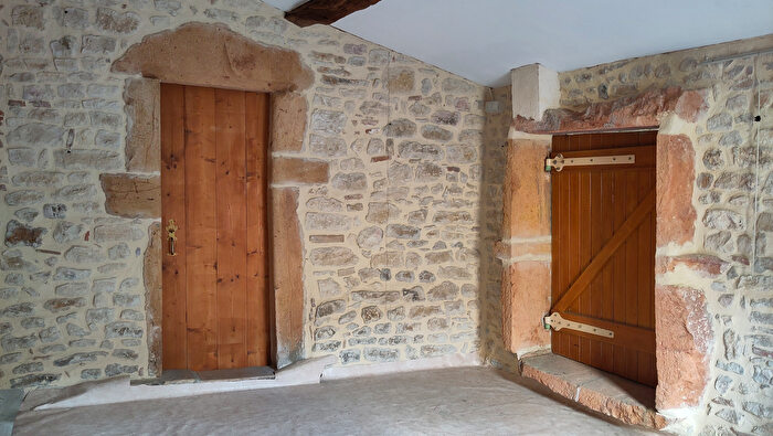 Maison à vendre - Chazay-dAzergues - 4 pièces - 1 chambre