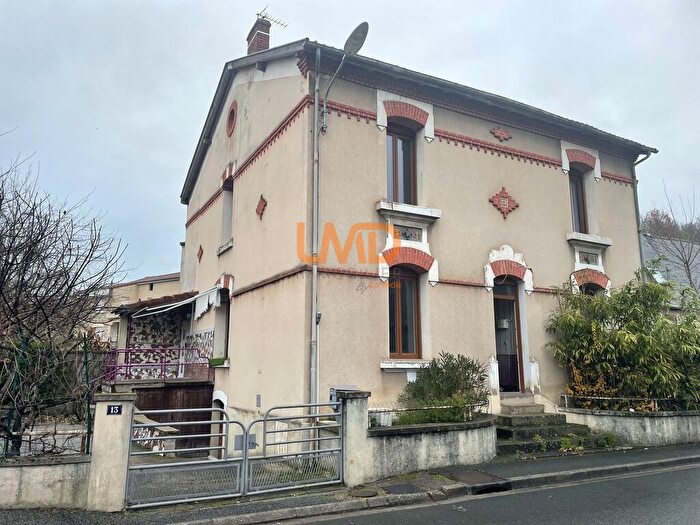 Maison 7 pièces à Decazeville, à vendre