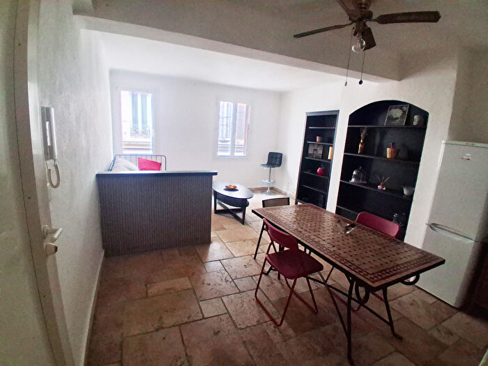 Appartement à vendre - Toulon, Haute-ville - 3 pièces - 2 chambres