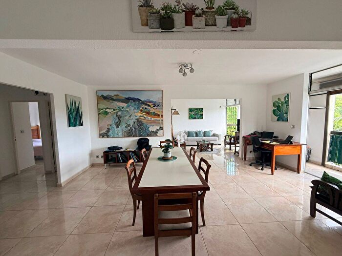 Le Gosier : Appartement 3 pièces à louer