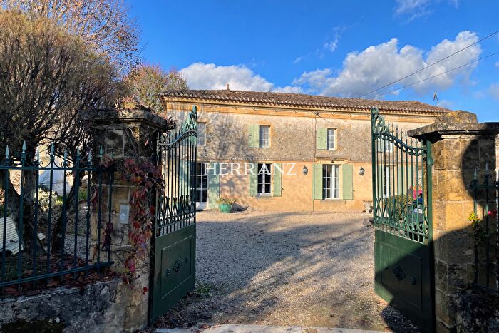 Maison à vendre - Sainte-Colombe - 7 pièces - 4 chambres