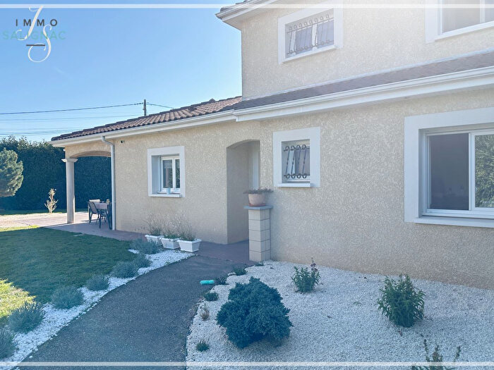 Maison à vendre - Viriat - 5 pièces - 4 chambres