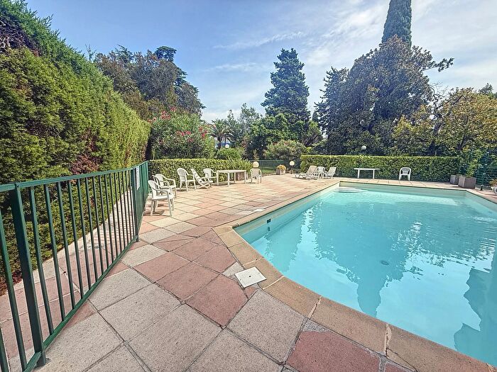 Cannes, Croix des Gardes - Appartement 2 pièces à vendre