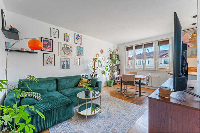 Appartement à vendre - Villeurbanne, République, Tolstoi - 3 pièces - 2 chambres