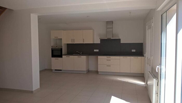 Maison à louer - Saint-Jean-de-Moirans - 4 pièces - 3 chambres